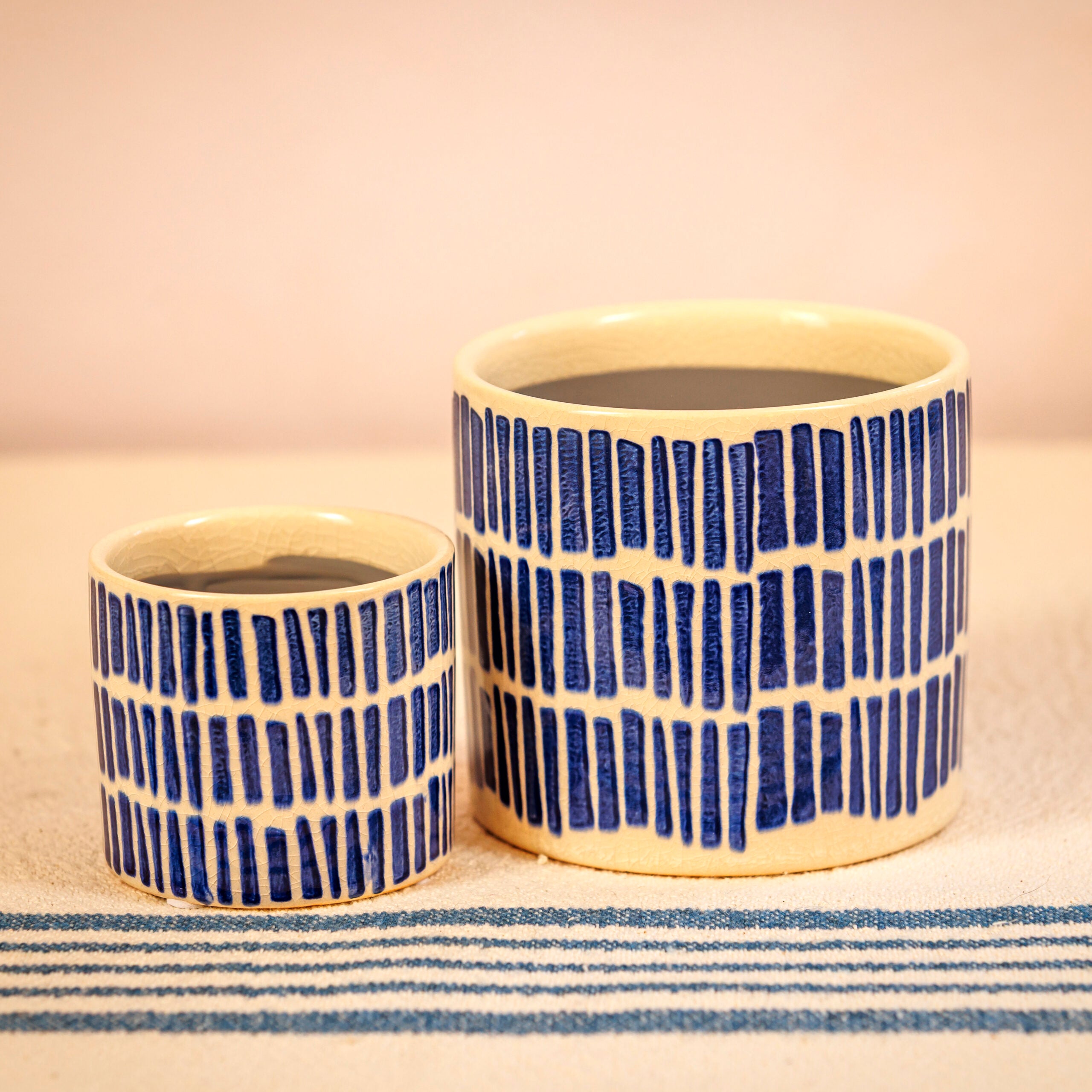 Blue and White Ceramic Bits and Bobs Pot – Squirrel